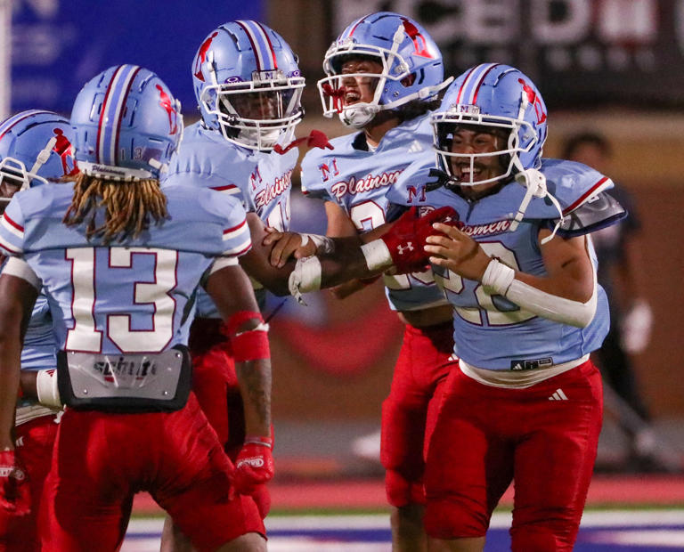 Monterey football finds footing in second half to down Abilene Wylie