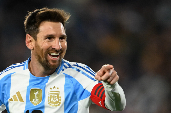 As expected, GOAT Messi has not decided yet to participate in the North American WC in the final ...