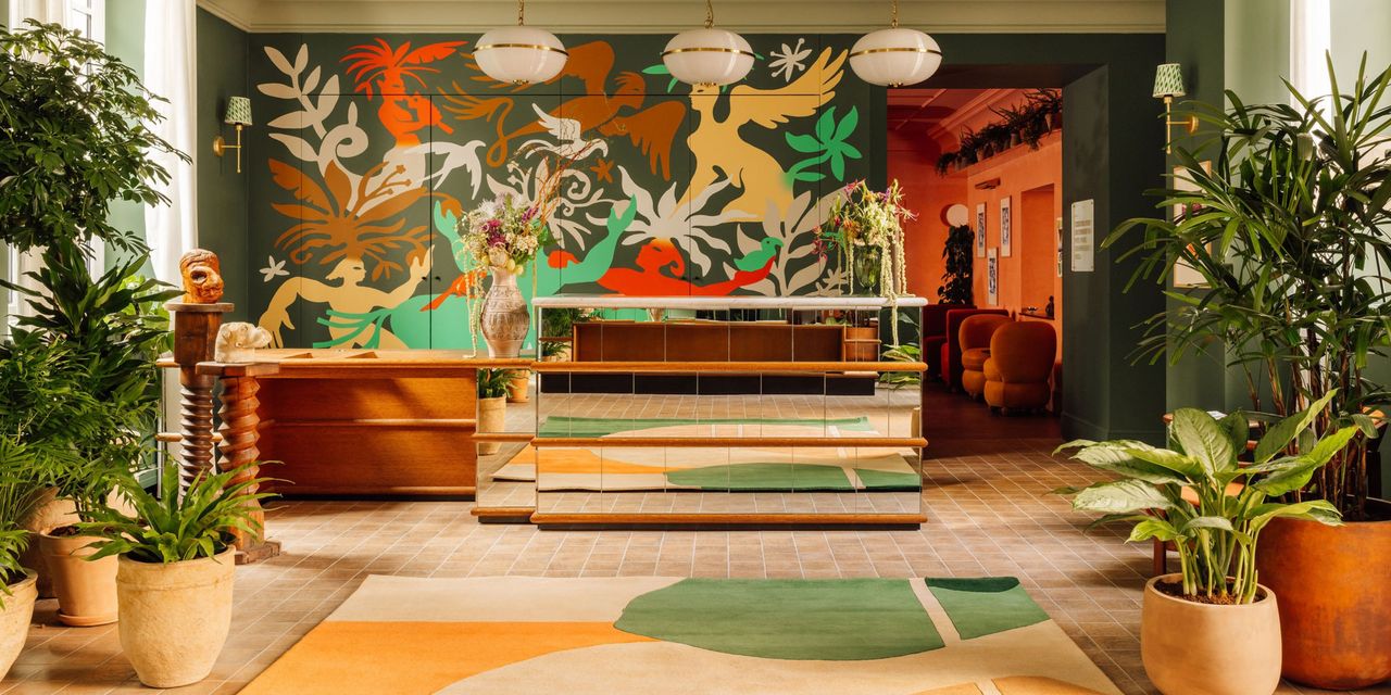 I Usually Wouldn't Stay in This Area of Paris, But This Hotel's Hip ...