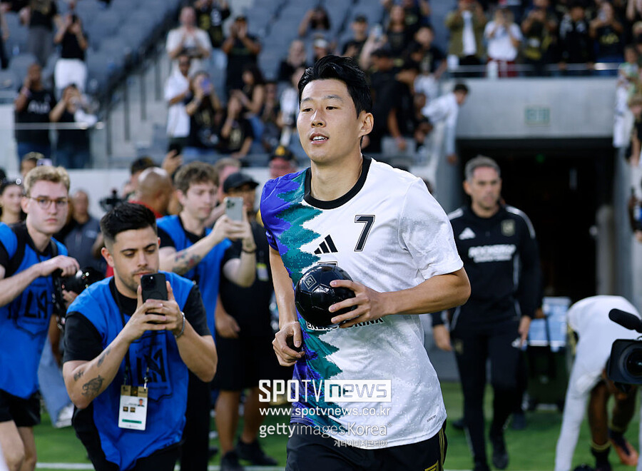 "손흥민, 이적시장의 꽃"…127골 77도움 공격수, MLS 폭격 조명 "미국에서도 EPL 클래스 증명"→리버풀 이적설 납득 분위기