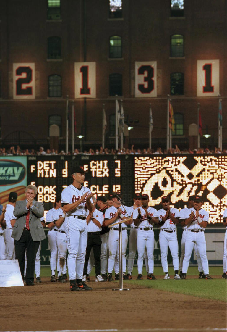 How Cal Ripken Jr. breaking Lou Gehrig's Iron Man record helped ...