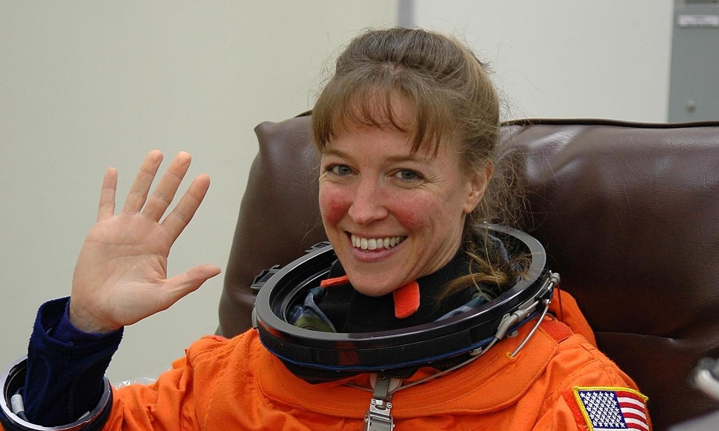 From inspiring career to love triangle scandal: How former female NASA ...