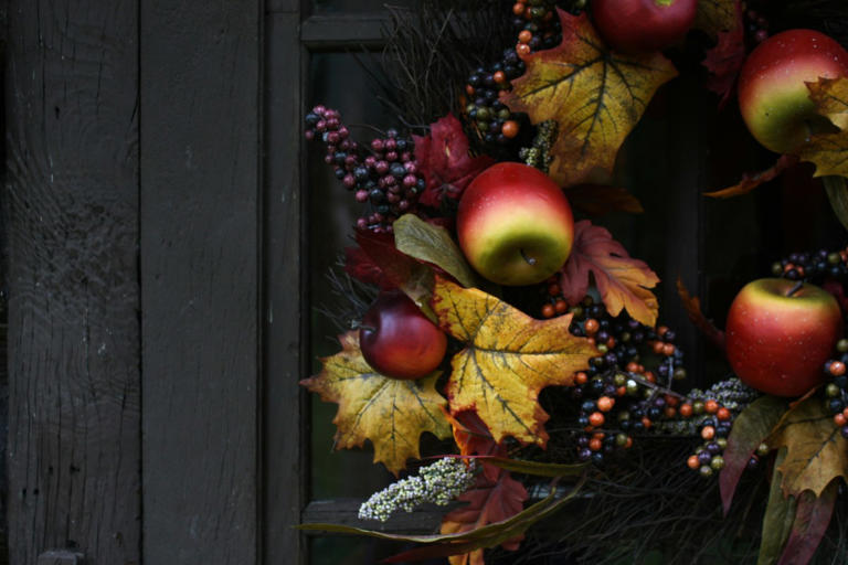 30 Fall Wreath Ideas That Make Any Door Feel Instantly Cozy