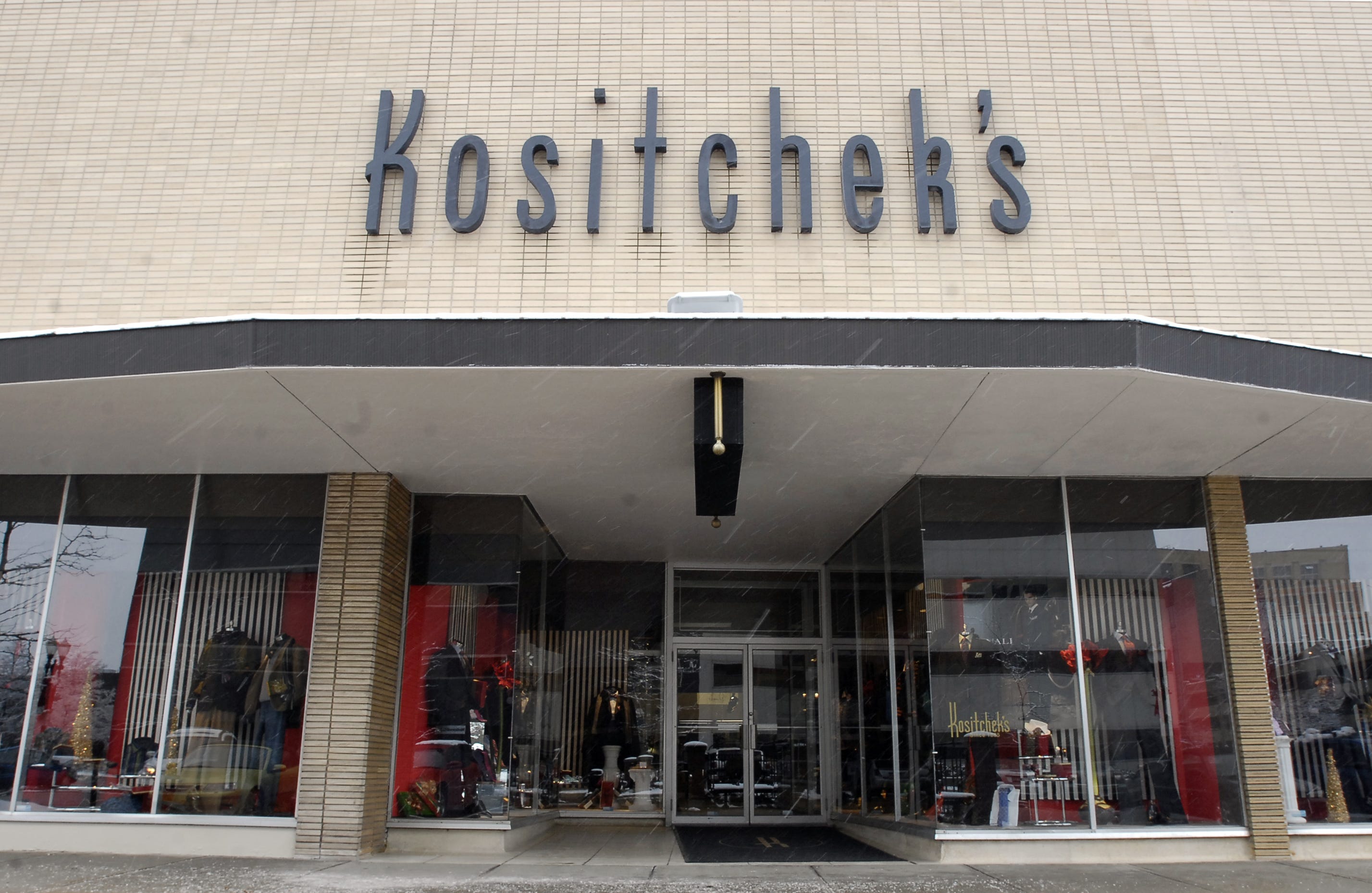 Kositchek's men's apparel store in downtown Lansing will not reopen