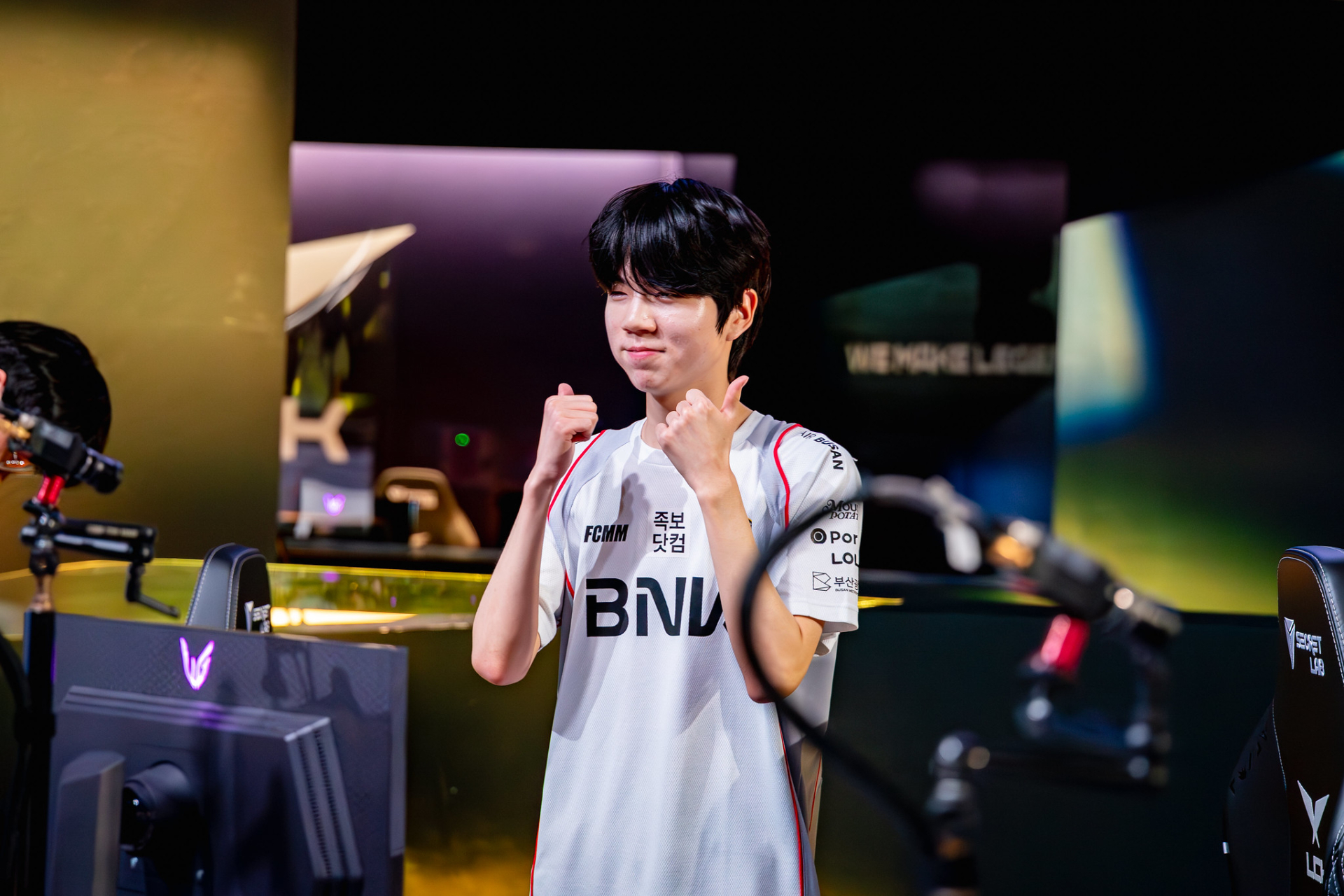 ‘놀라운 기세’ BNK, DK 이어 농심도 격파…플레이오프 진출 [쿠키 현장]