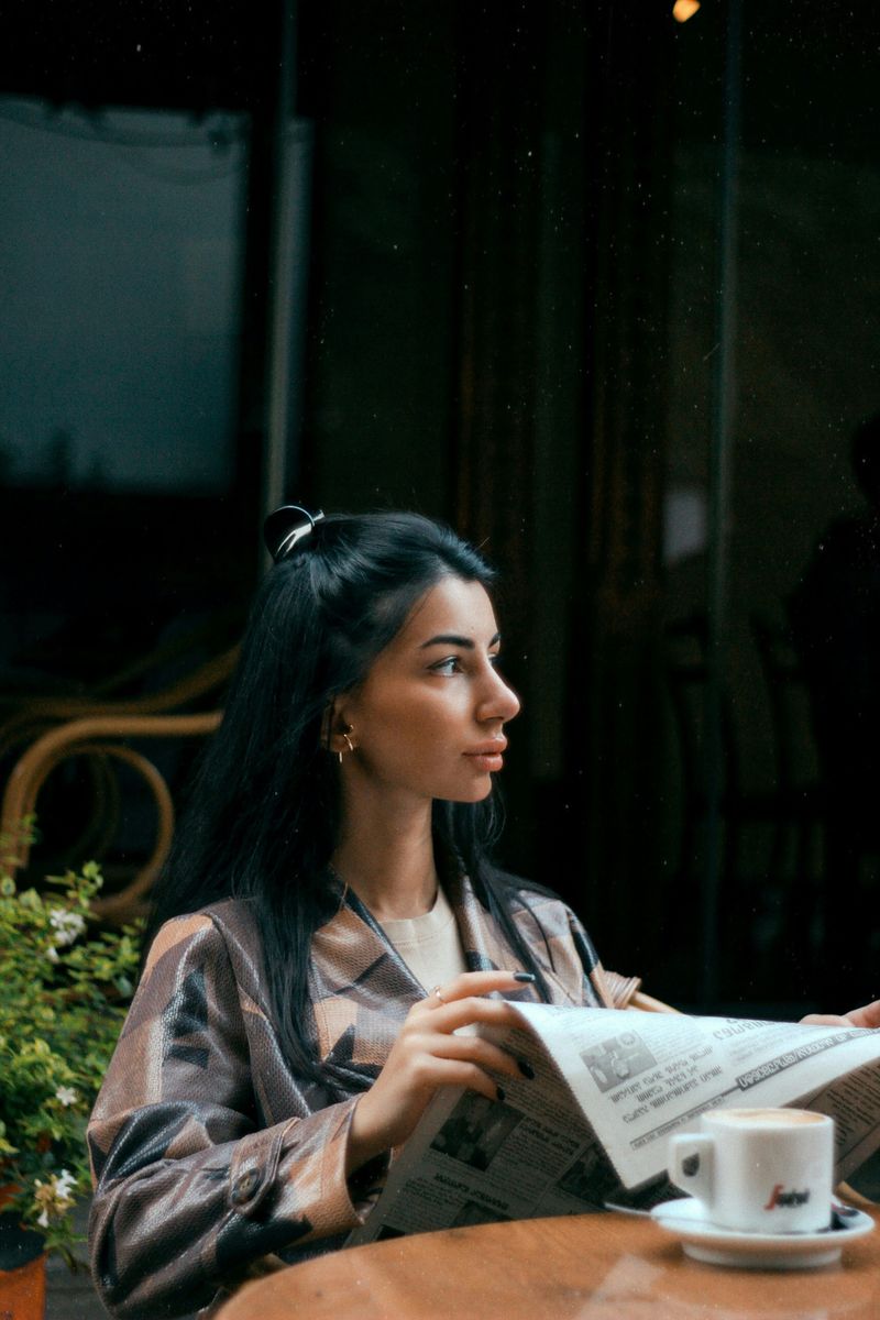 14 Subtle Signs That Reveal Your Social Class
