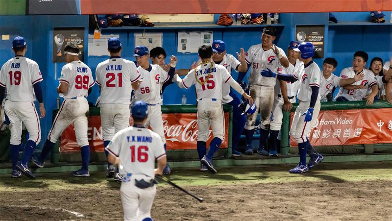 U18世界盃／鍾亦恩8K強壓！台灣狂飆15次三振 7：0完封中國奪首勝