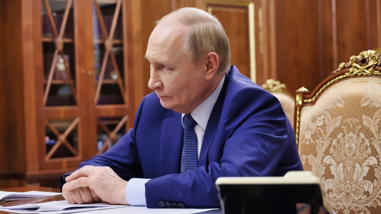 Putin’s Revenge Threat: Sending Mach 10 Oreshnik Missiles to Venezuela