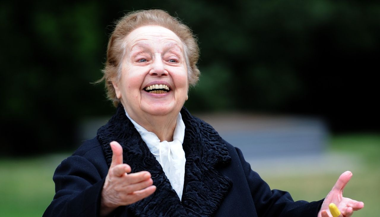 È morta Pia Velsi, la nonna di Parenti Serpenti: raccontava le sue ...