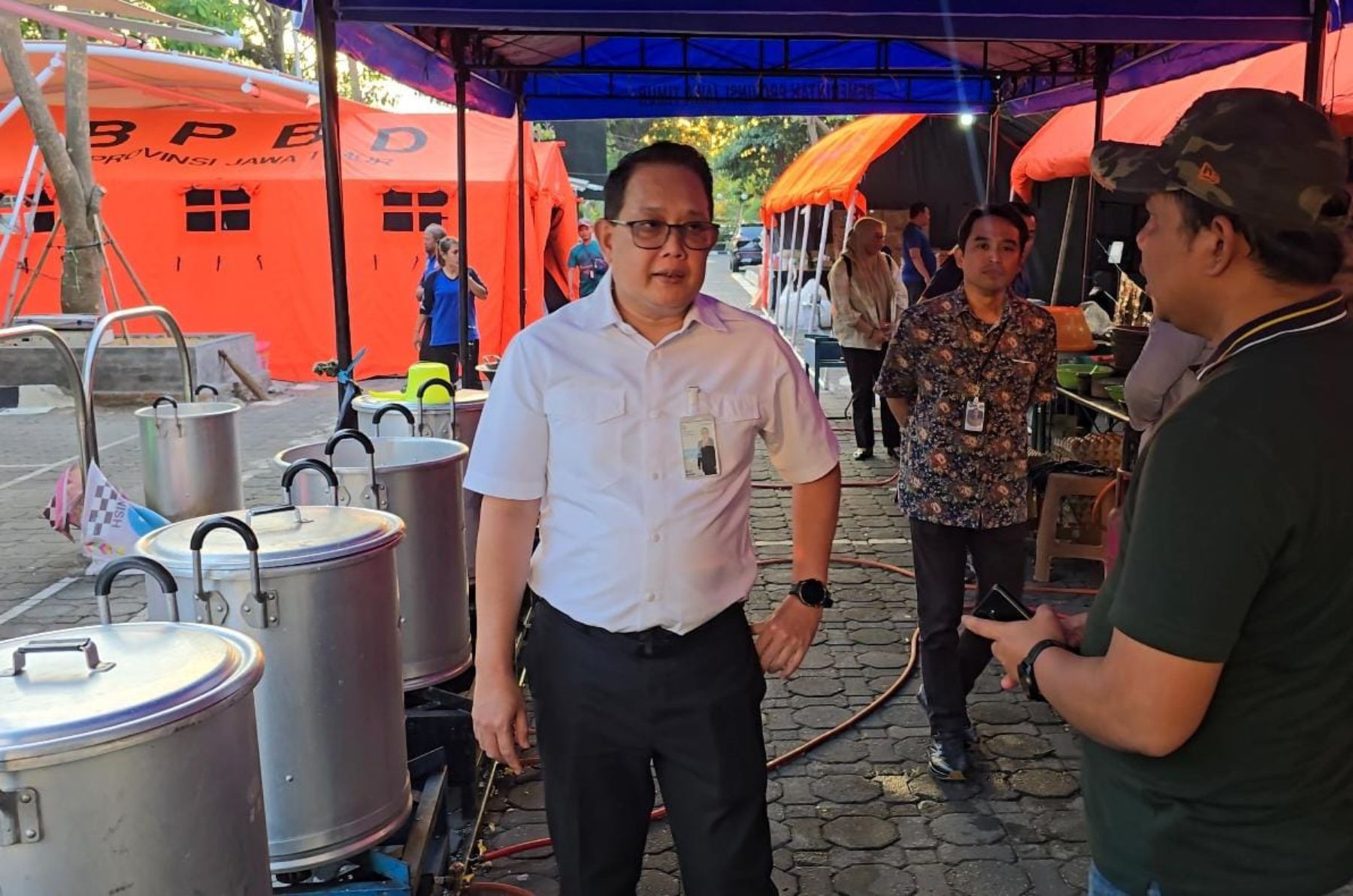 Pemprov Jatim Bikin Dapur Umum, Siapkan 10.500 Porsi Makanan per Hari ...