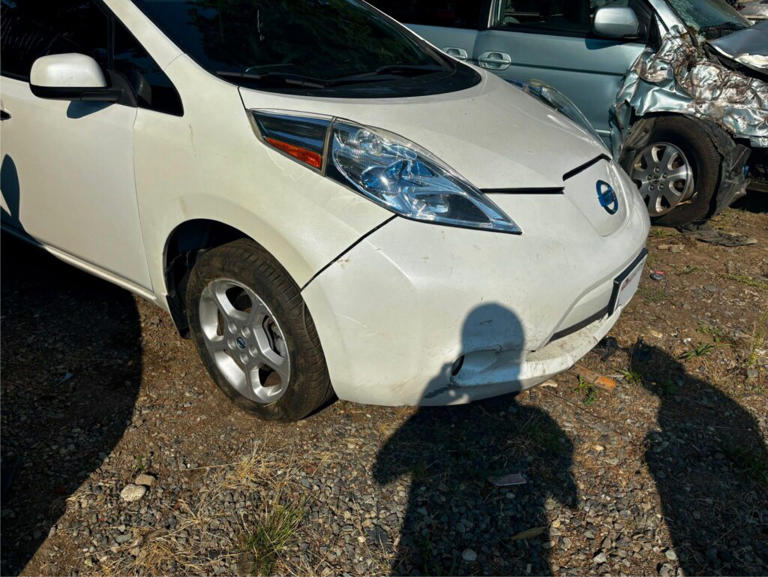 Shocking dashcam captures woman texting at wheel before crash