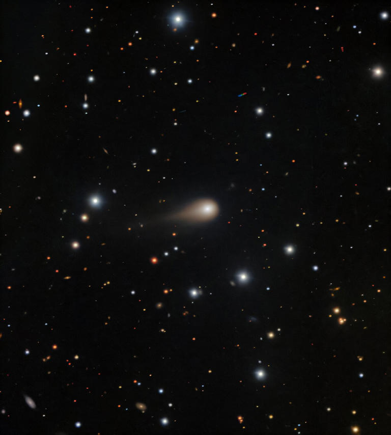 Astronomers and students capture growing tail of interstellar comet 3I ...