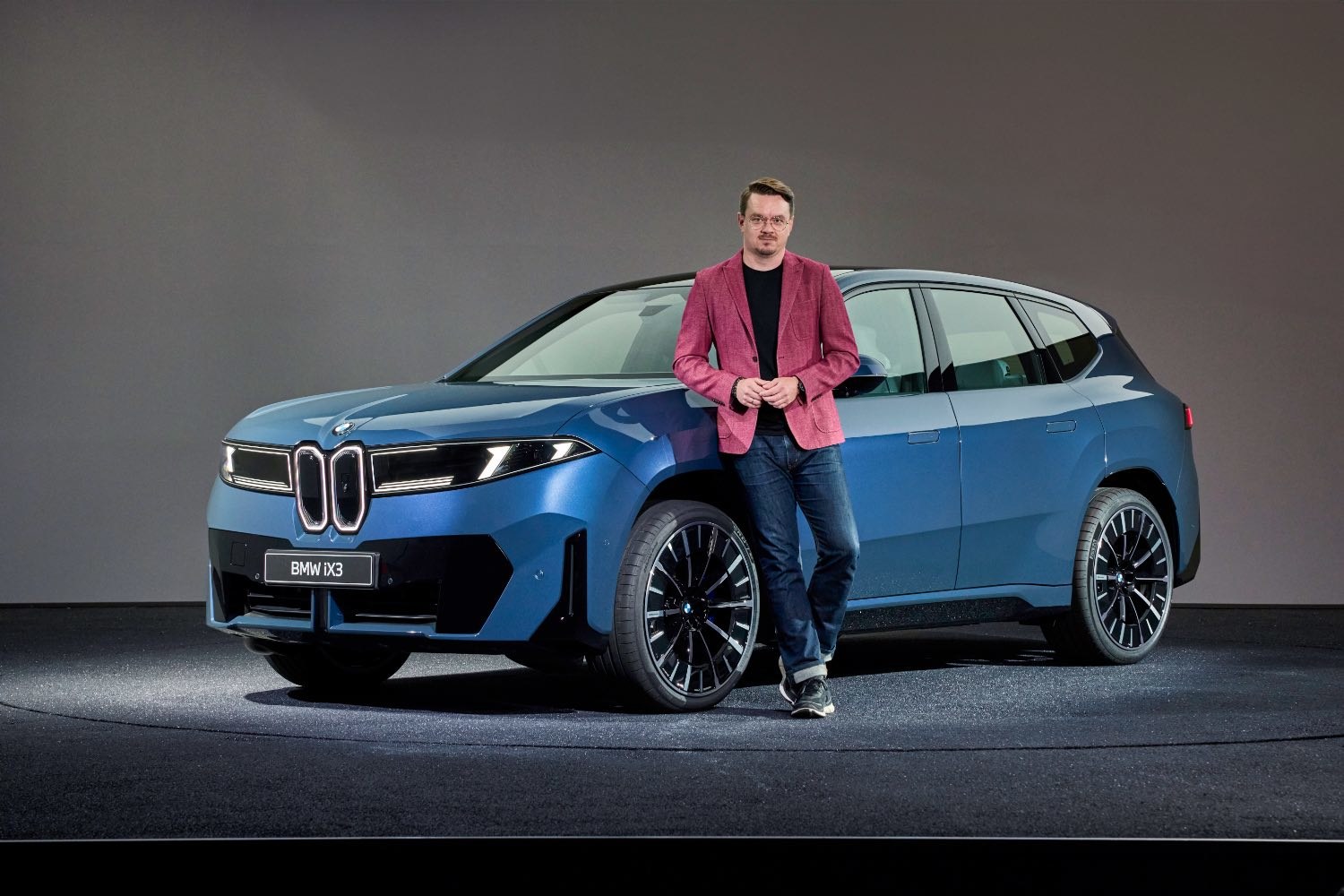 Nowe BMW iX3 otwiera erę Neue Klasse. Koniec chromu i wielkich nerek