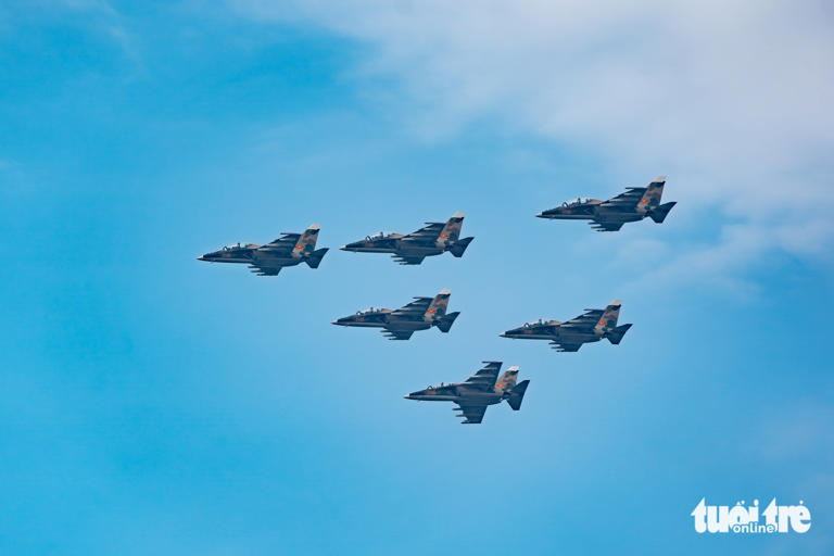 8 máy bay Yak-130 hoàn thành xuất sắc nhiệm vụ bay A80, đã về tới Tuy Hòa
