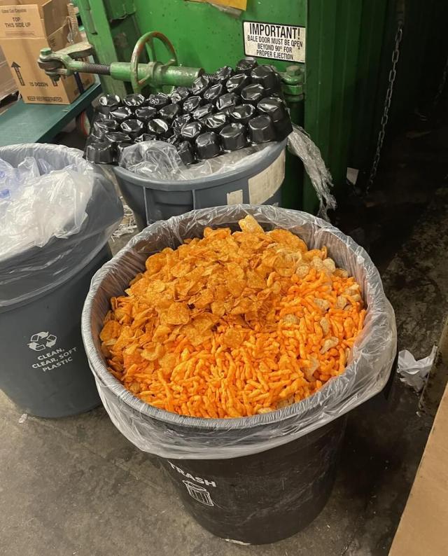 Supermarket employee sparks outrage with photo of upsetting scene in ...