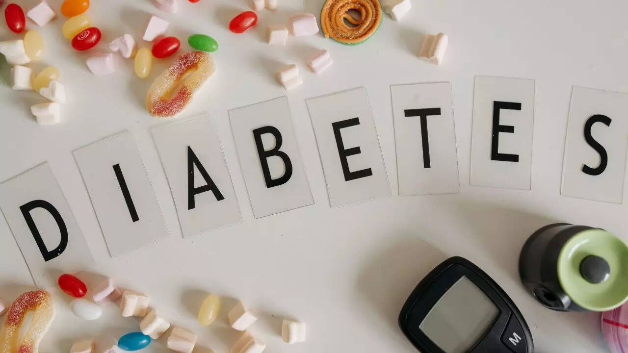 Diabetes: Doctor reveals 10 very early signs of high blood sugar