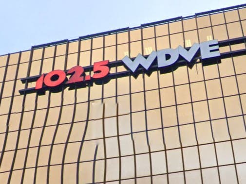 Historic Pittsburgh Radio Station WDVE Sign Vanishes