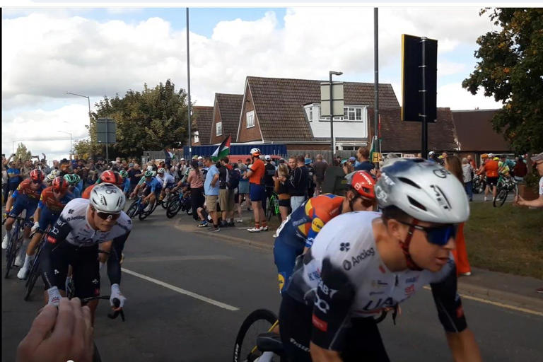 Video: The Lloyds Tour of Britain Men cycling race comes whizzing ...