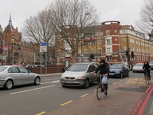 Rental E-Bike Riders Most Likely to Run Red Lights, UK Study Finds