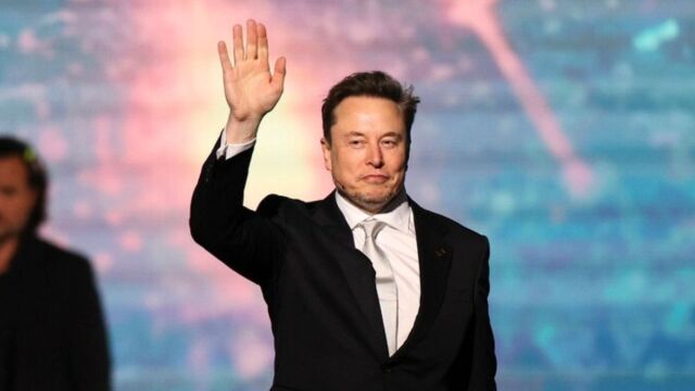 Tesla: Αστρονομικό πακέτο ύψους 1 τρισ. δολάρια προσφέρει στον Έλον ...