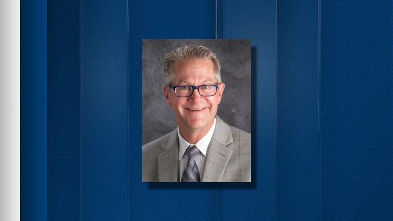LPS superintendent approved for $348,000 salary; board says the move ...