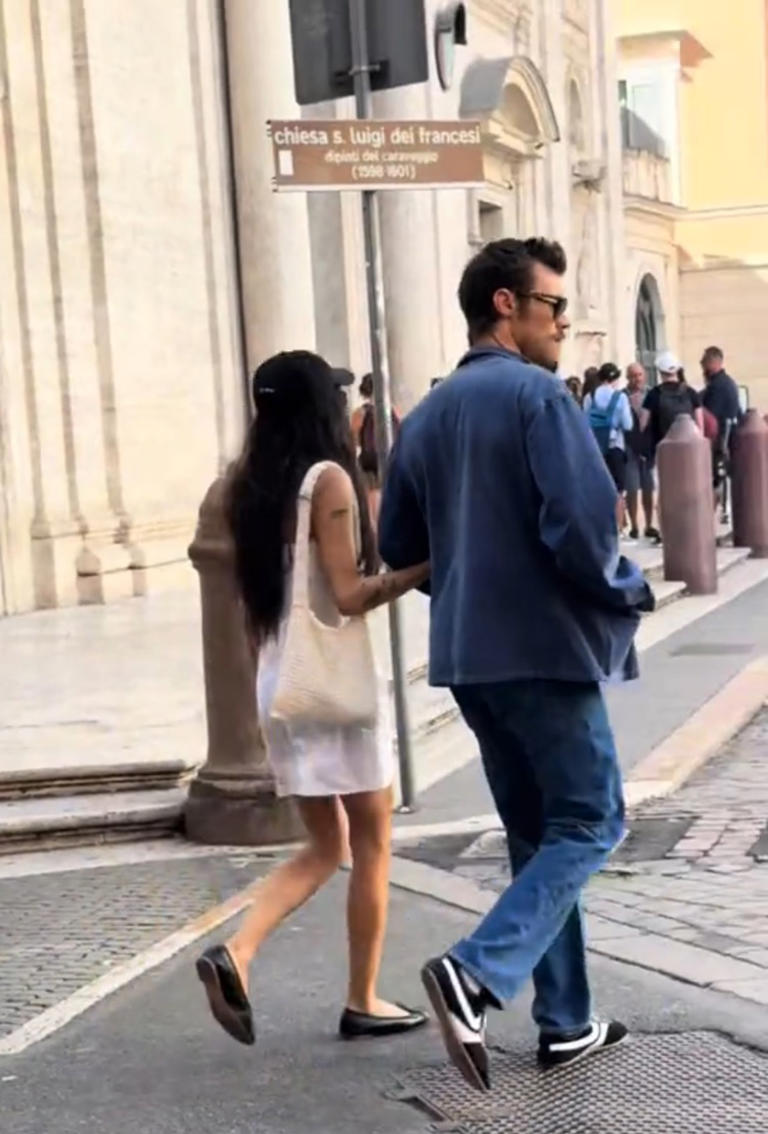 Zoë Kravitz and Harry Styles show off their couple style in NYC