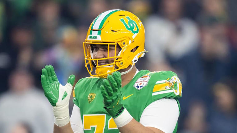 Oregon Ducks Injury Update vs. Oklahoma State: Quarterback Questionable