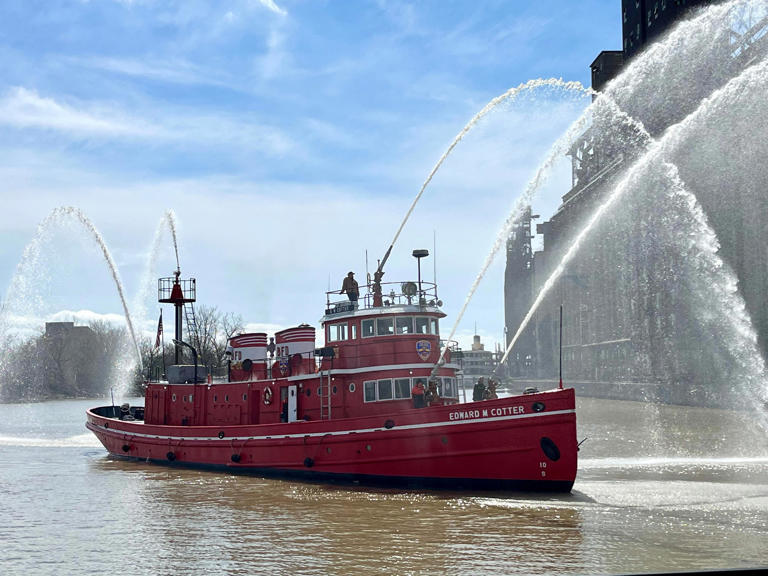 Fireboat Edward M. Cotter to recreate it's 1900 arrival in Buffalo