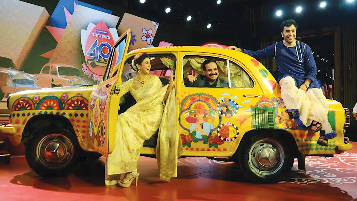 City’s yellow taxis get makeover in Durga Puja spirit