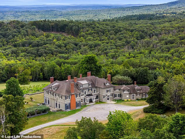 Inside chicken heiress' $15M New Hampshire estate... with its own ...