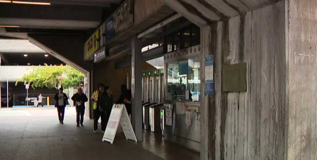 Limited BART service resumes after systemwide shutdown