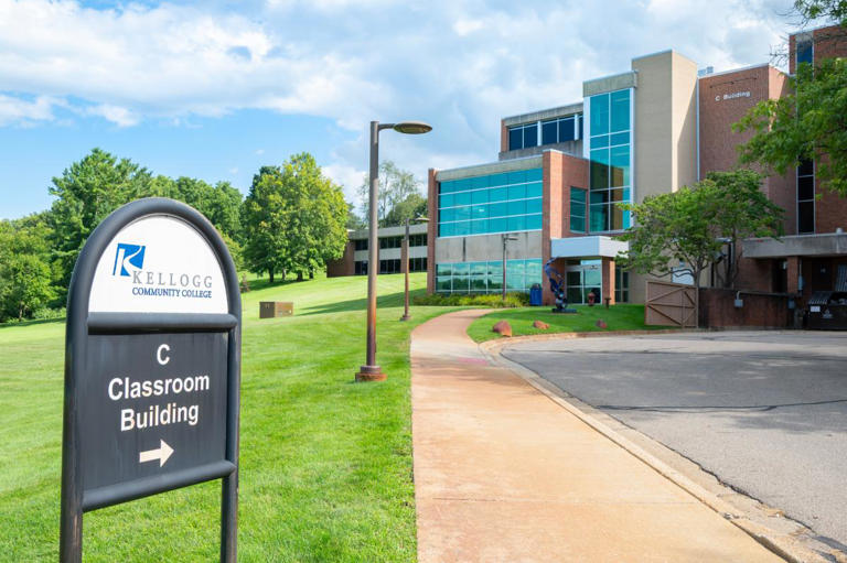 Want to rename a college building? KCC is taking suggestions