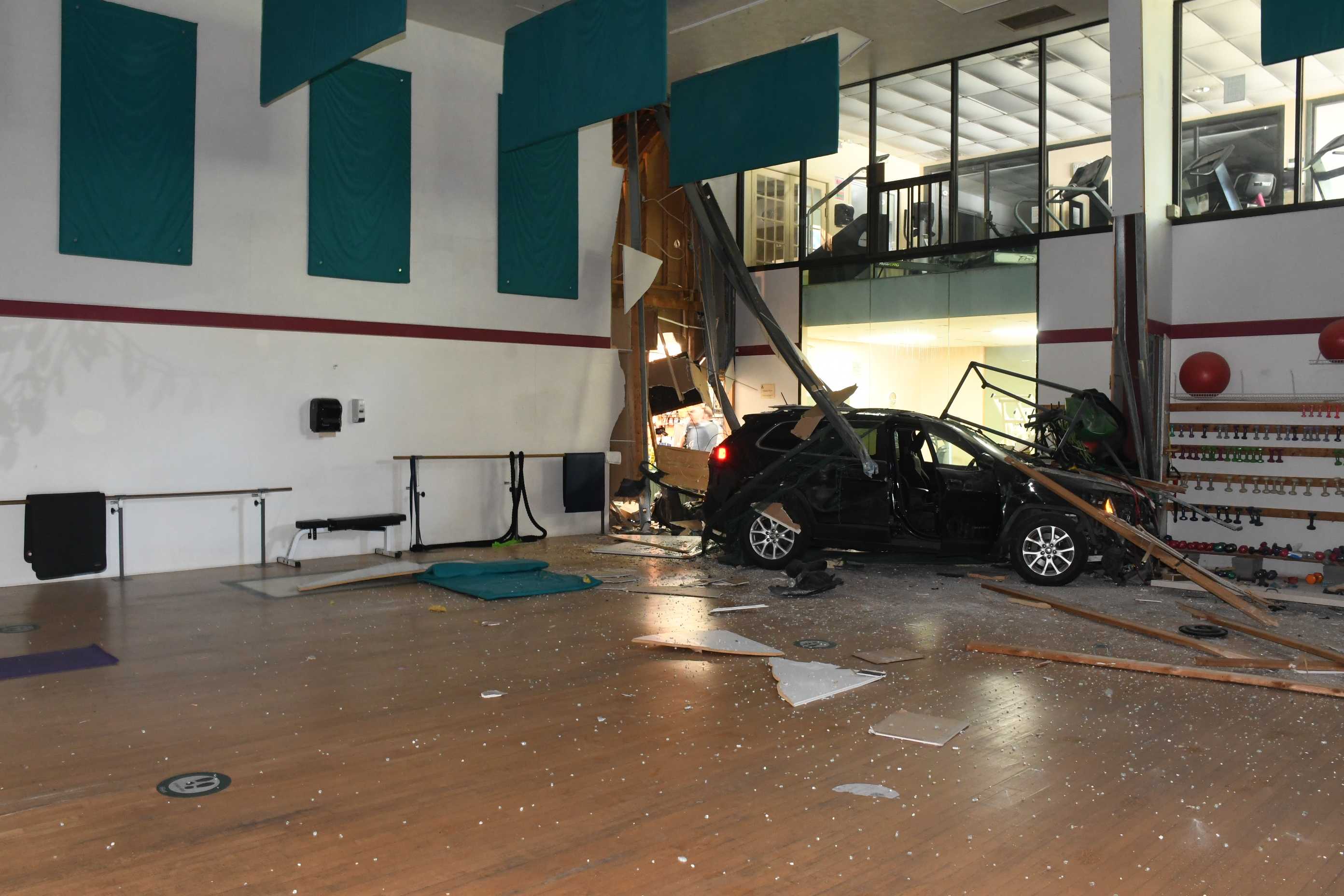 Two people hurt after Jeep drives through Brunswick fitness center