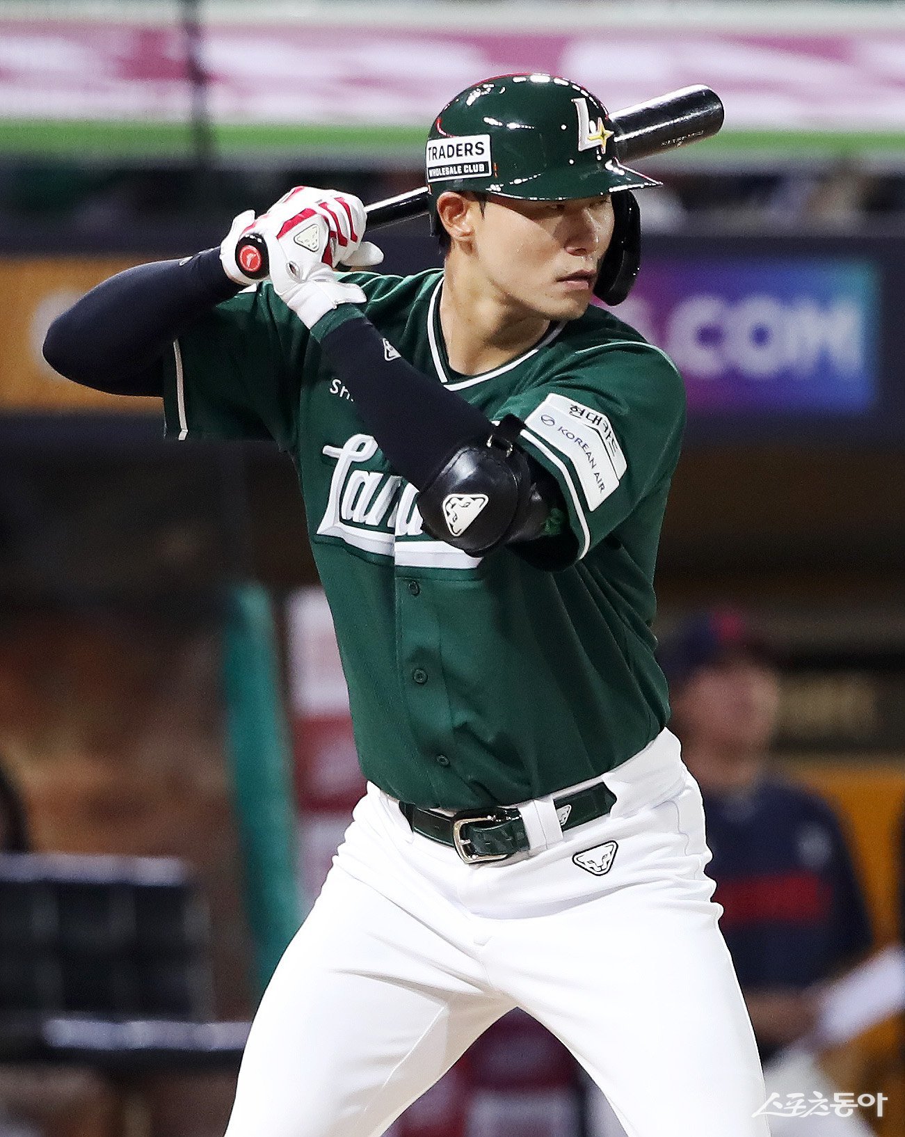 ‘류효승-고명준-최정-고명준’ 홈런 4방 폭발한 SSG 4연승 질주, ‘3연패’ 롯데 다시 6위 추락