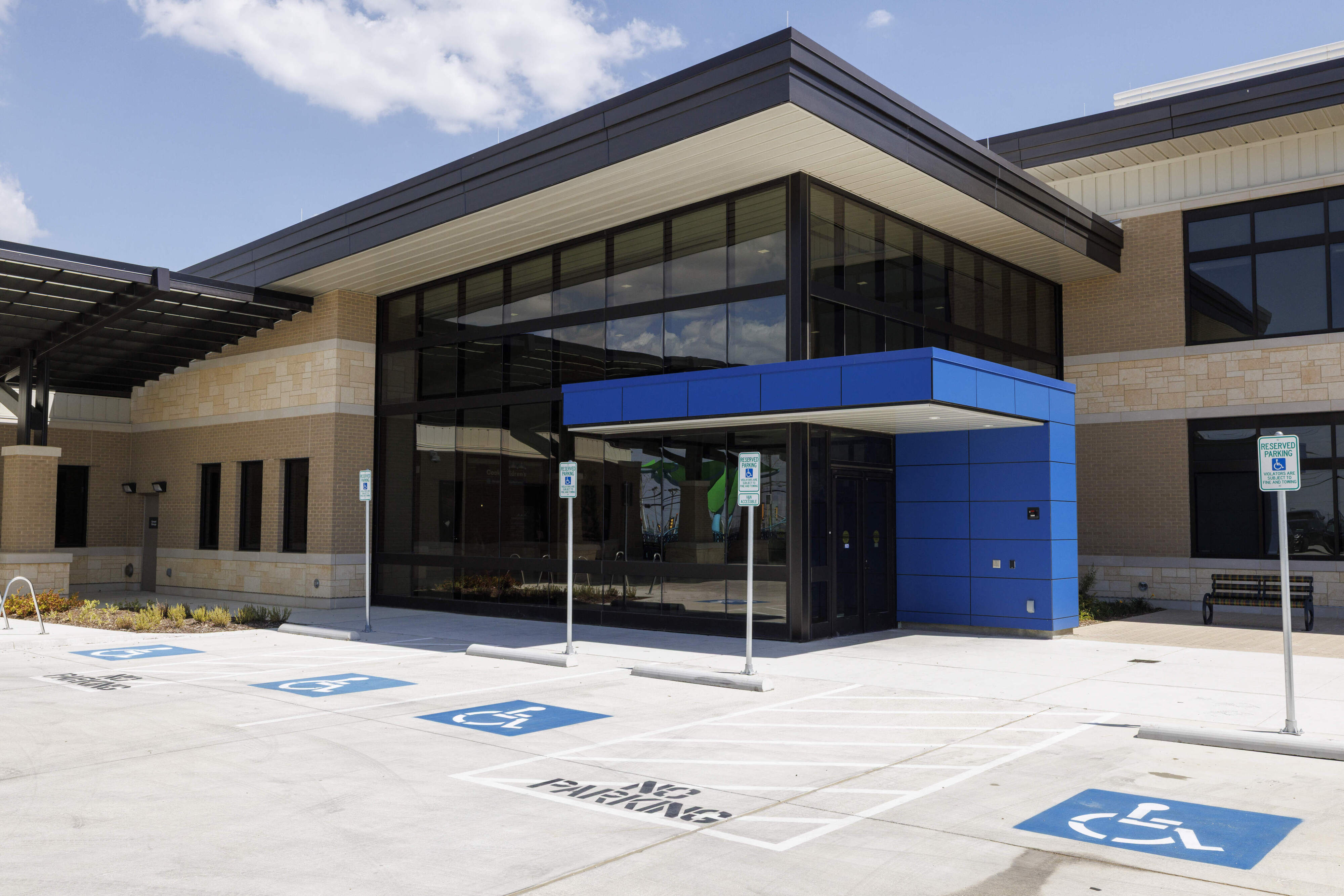 Consolidation is changing health care in Texas. Patients are looking to ...