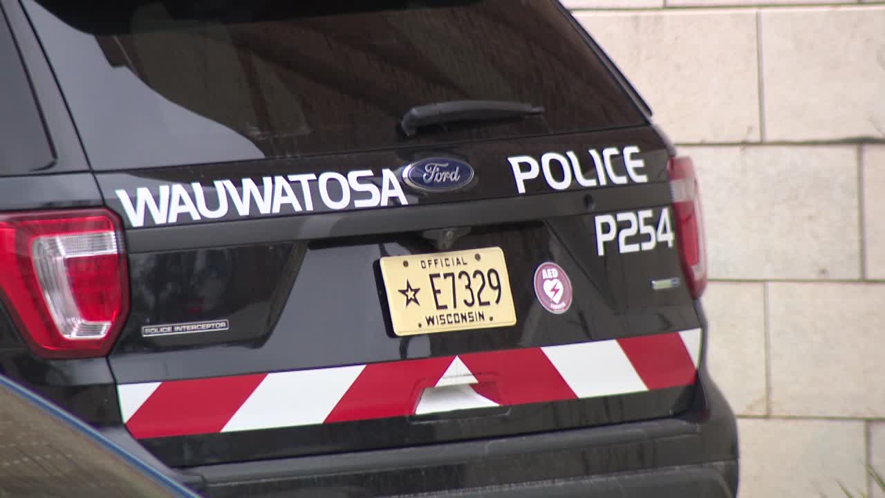 Wauwatosa shooting; 2 men wounded, third hurt while fleeing scene