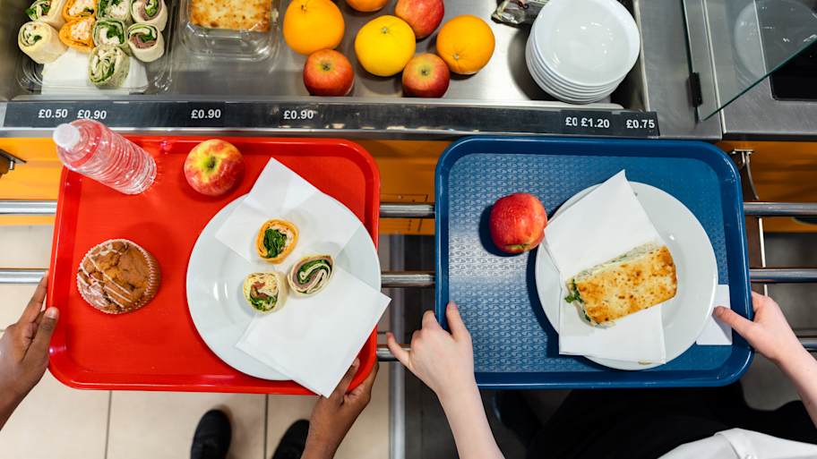 10 Colleges With the Best (and Worst) Campus Food