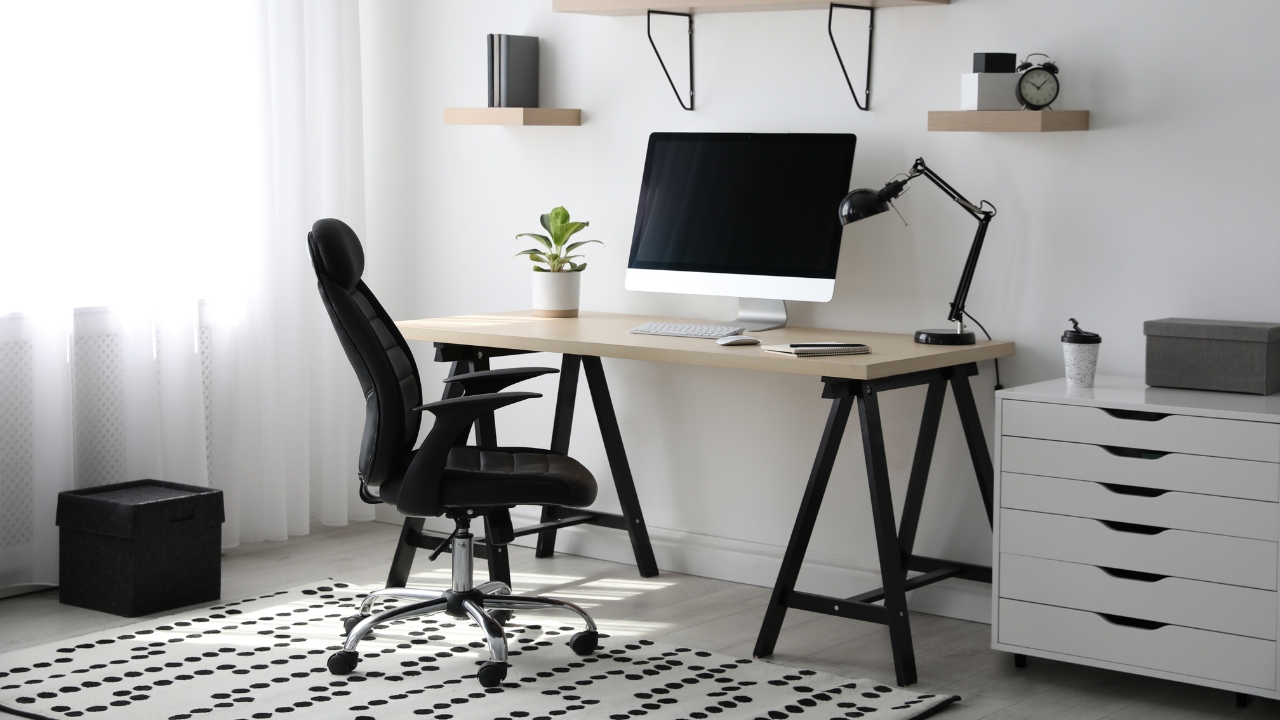 8 Upgrades That Make a Home Office Look Pro