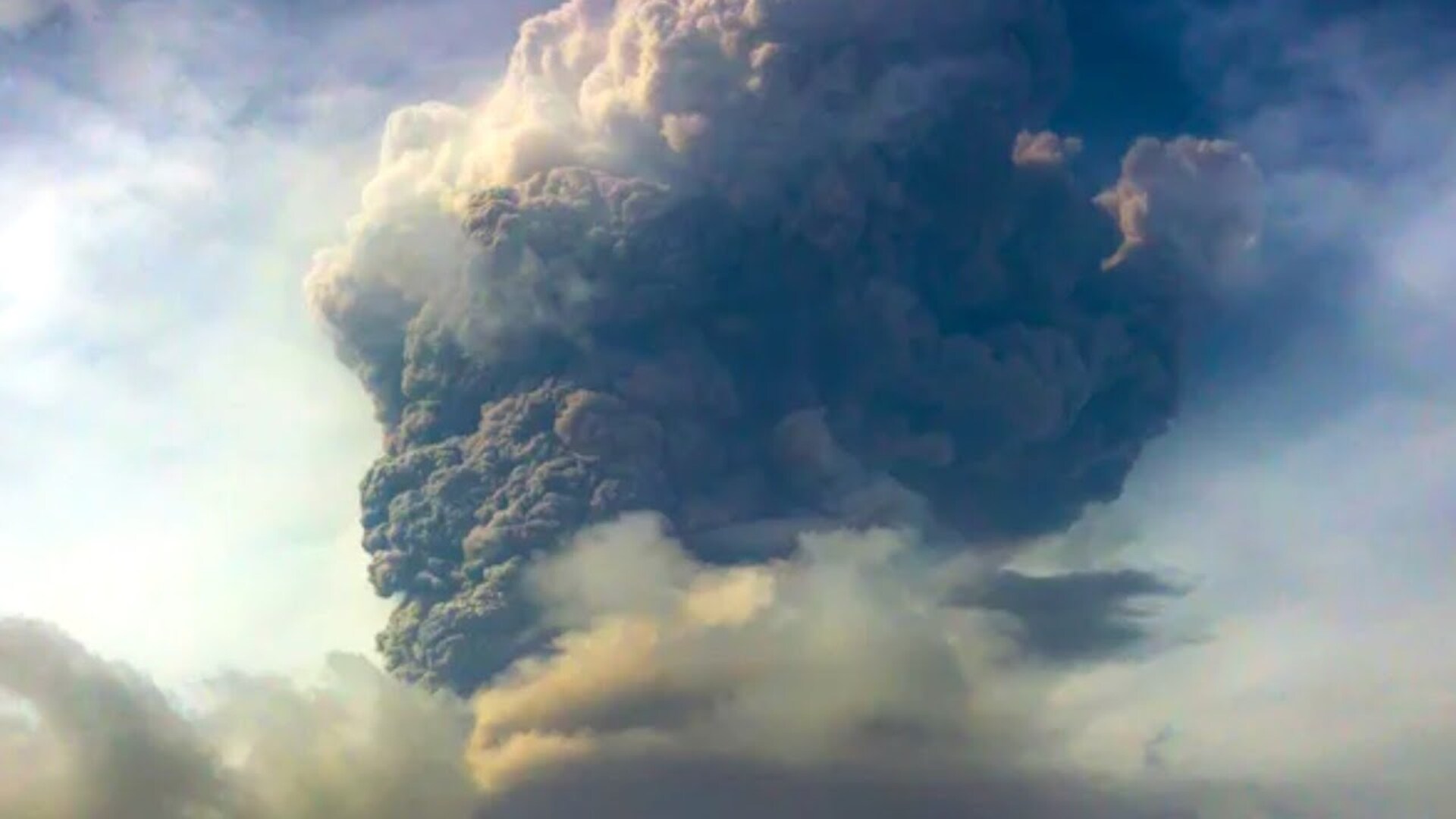 This Yellowstone Volcano Theory Completely Changes Everything