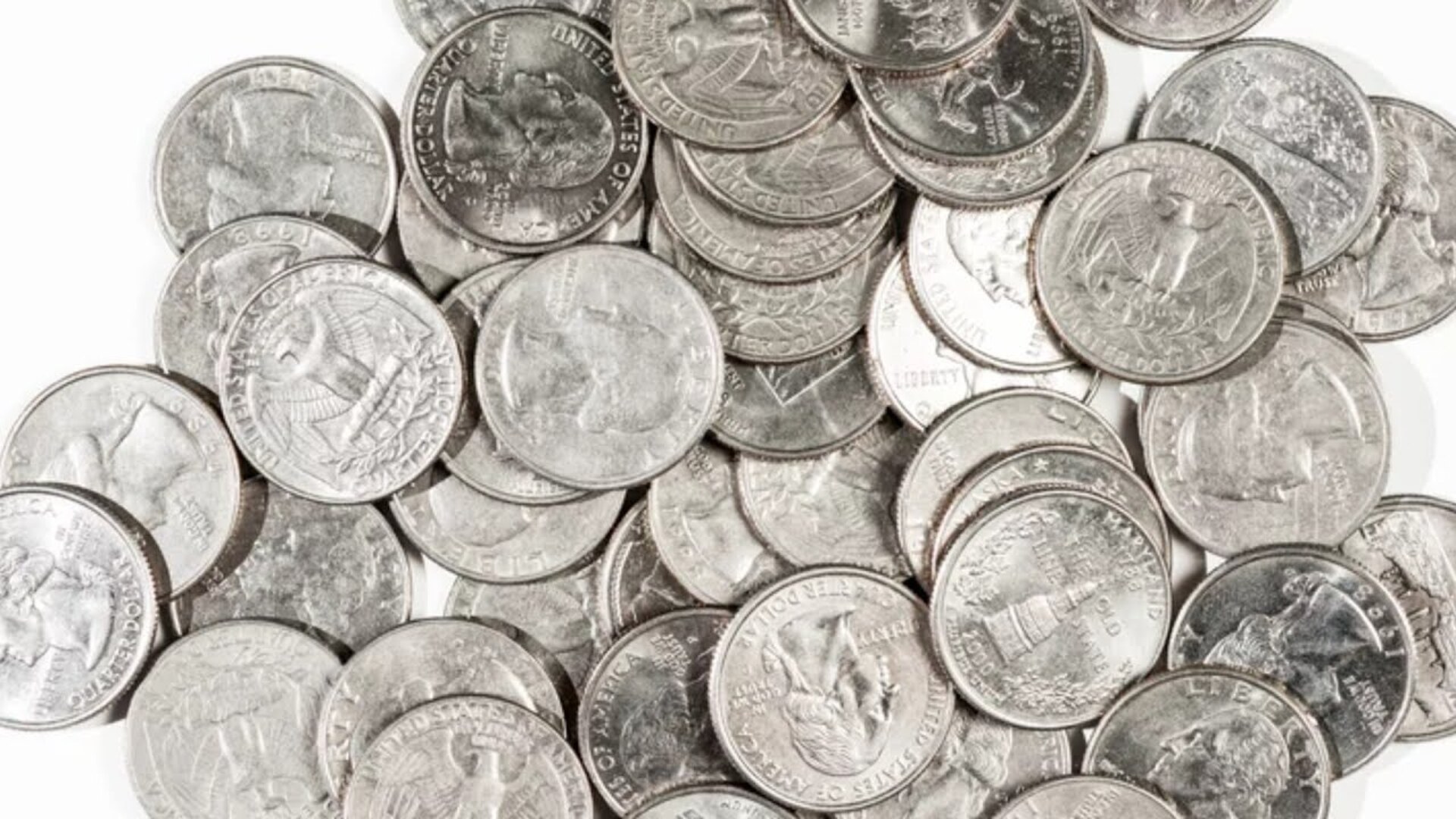 Here's What Aldi Shoppers Really Do With Their Cart Quarters