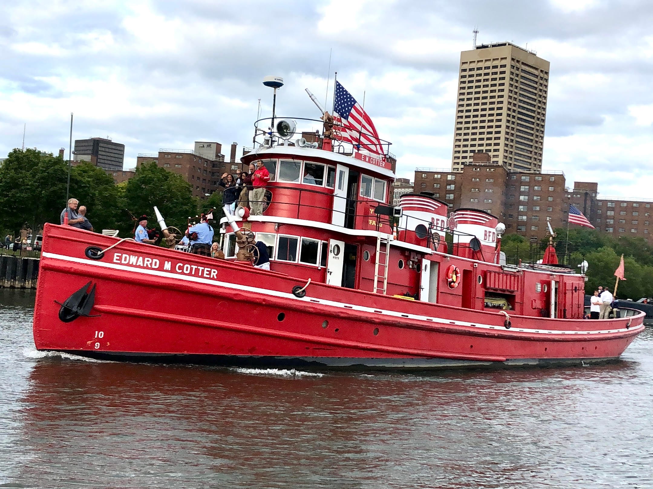 Fireboat Edward M. Cotter to recreate it's 1900 arrival in Buffalo