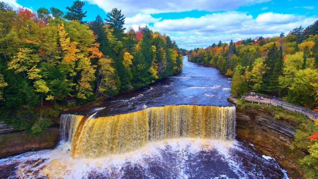 Chasing color: 7 best fall weekend trips where the leaves do all the talking