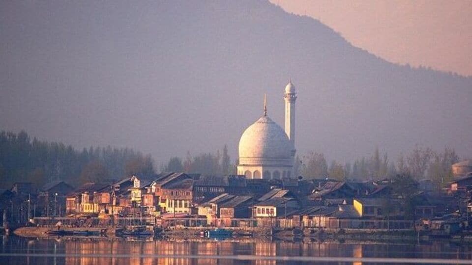 Eid-e-Milad 2025: Why holiday notification sparked a major row in ...
