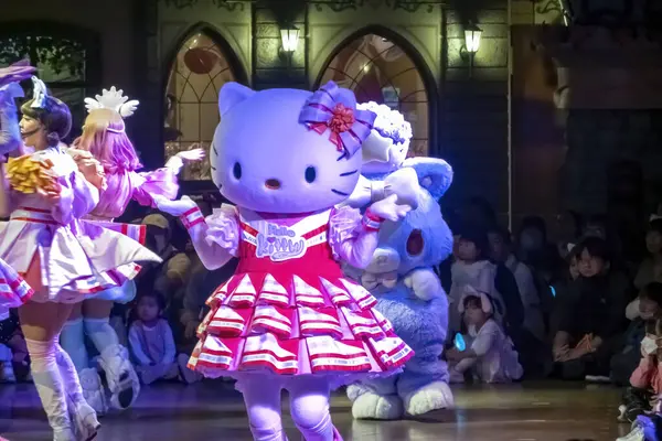 15 Hello Kitty attractions around the world