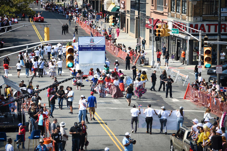 Paterson cops alerted to possible 'gang activity' on Dominican parade ...