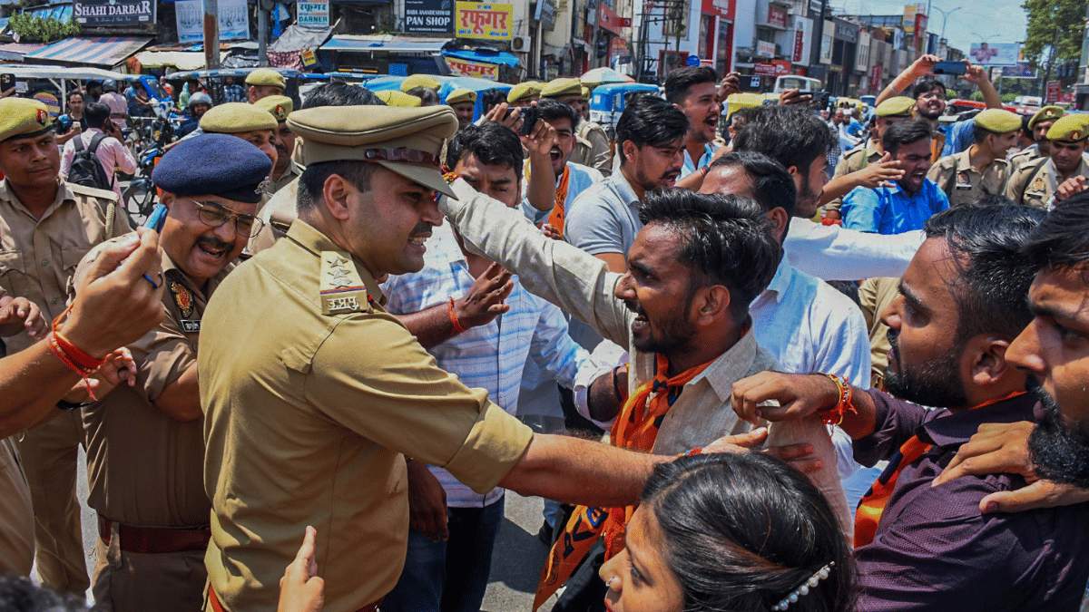 Lathicharge, ‘mafia’ & ultimatum to CM: How ABVP’s equation with Yogi ...