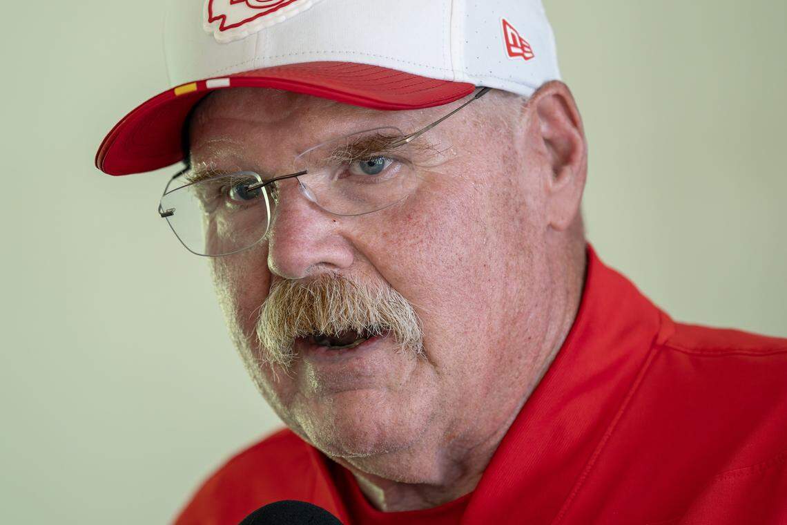 Brazilian fans say Chiefs' Andy Reid looks like cartoon character from ...