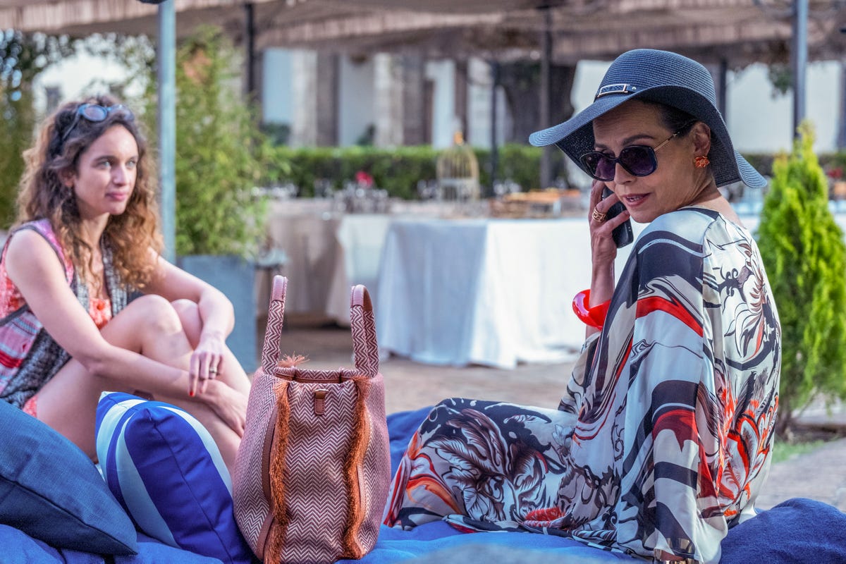 Madame Blanc meets The Night Manager: Signora Volpe is the British spy ...