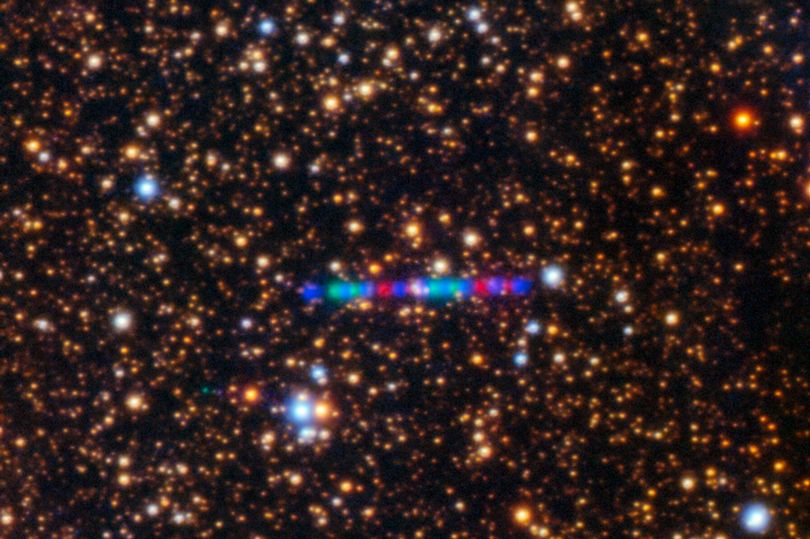 'Alien ship' hurtling towards Earth has 'hidden friend' that may crash ...