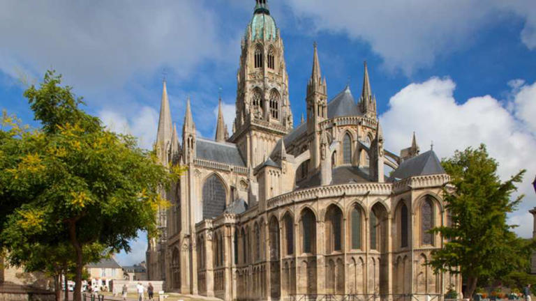 12 Fascinating Secrets of the Bayeux Tapestry